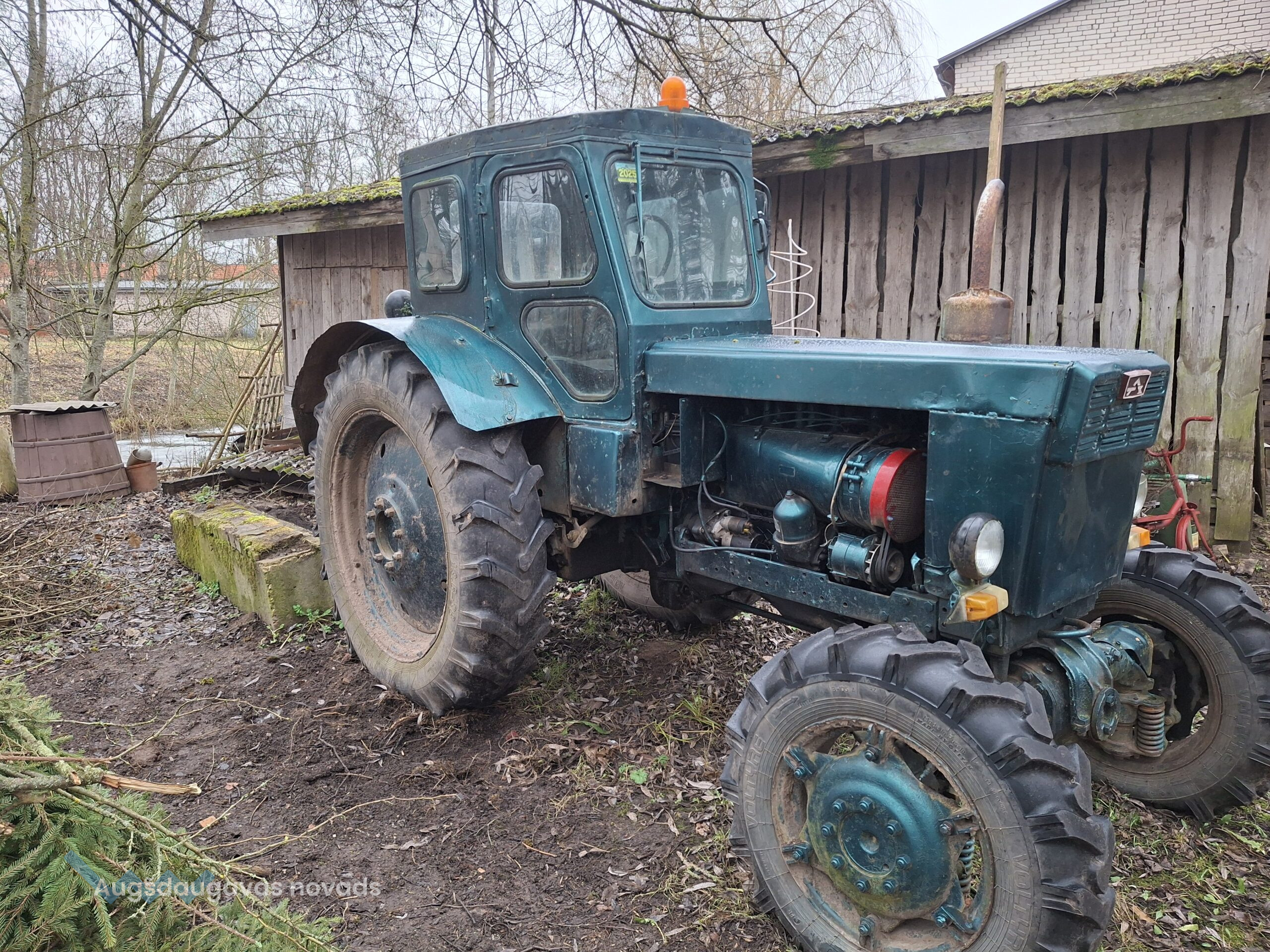 Traktora T-40 AM izsole - Augšdaugavas novads